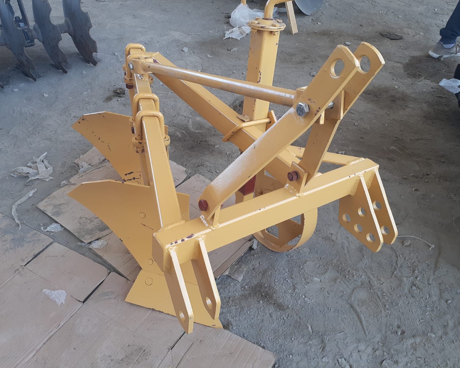 ARADO VERTEDERA AGRIANZA REVERSIBLE 1LF-320 – Importador de Maquinaria ...